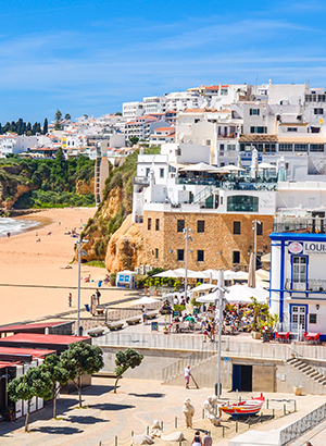 Een kijkje in het oude centrum van Albufeira - dé VakantieDiscounter